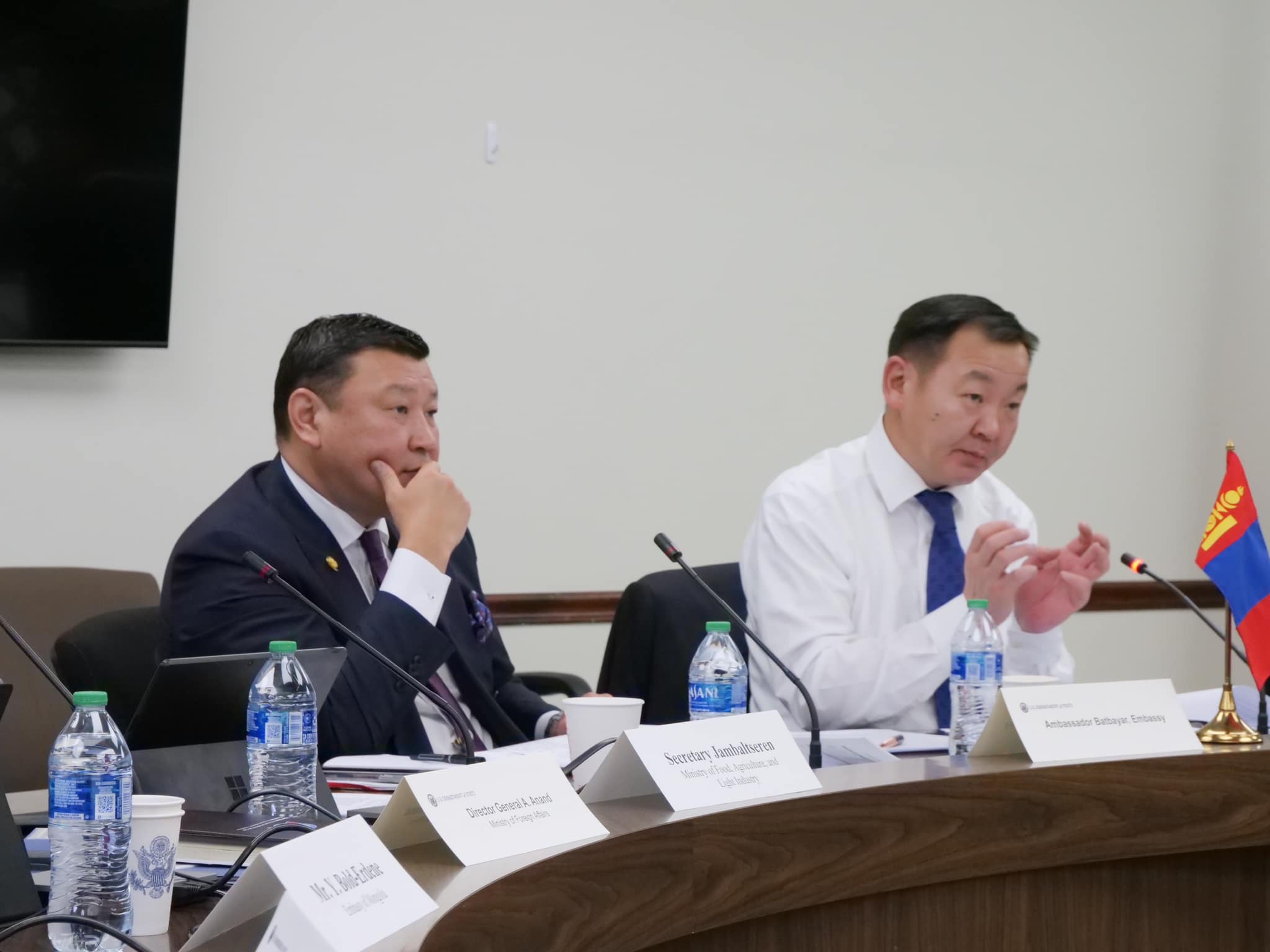 МОНГОЛ, АМЕРИКИЙН ЭДИЙН ЗАСГИЙН БОДЛОГЫН ЗӨВЛӨЛДӨХ УУЛЗАЛТ БОЛОВ ...